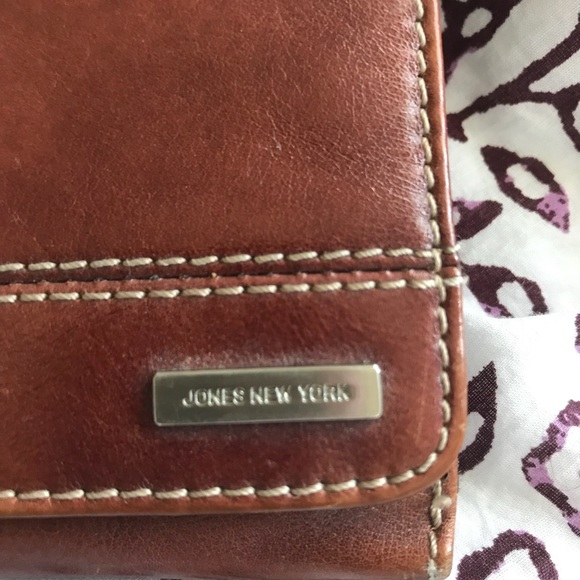 Jones New York | Bags | Jones New York Wallet | Poshmark